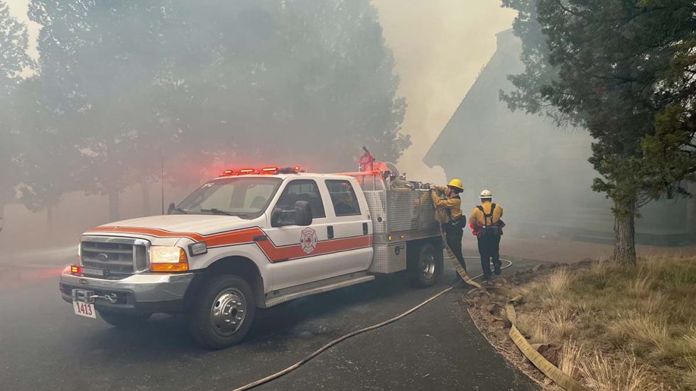 Flat Fire Doubles Overnight Near Sisters, Thousands of Acres Now Burning