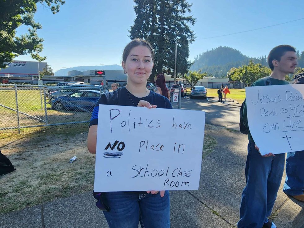 Thurston High Students in Springfield Protest After Teacher’s Post on ...